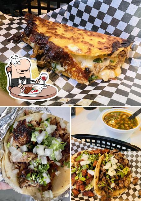 Paco's Tacos & Sip in Phoenix - Restaurant menu and reviews