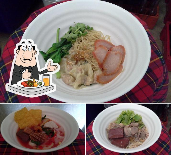 Restaurante ร้าน ก๋วยเตี๋ยว, Photharam - Opiniones del restaurante