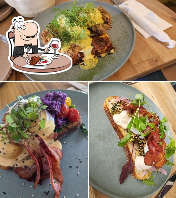 Silver Spoon Beachmere in Beachmere - Restaurant reviews