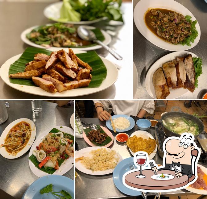 Jae Daeng Thai-Esan restaurant, Bangkok, 386 Phetchaburi Rd ...