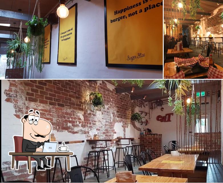Burger Bliss, Glen Huntly - Restaurant menu, prices and reviews