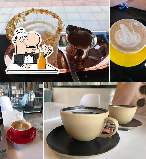 Why?caffeine cafe, Bangkok - Restaurant reviews