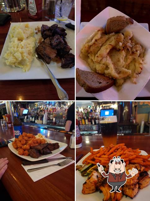 Red Rooster Bar and Grill, Wrentham - Restaurant menu, prices and reviews