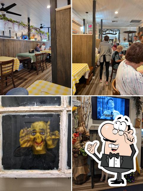 Mr Spuds in Fairhope - Restaurant menu and reviews