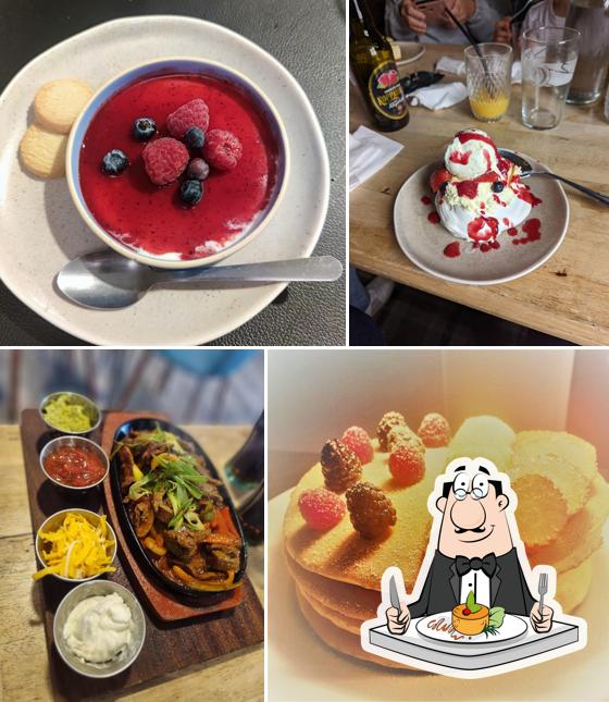 Pitlessie Village Inn and Pantry in Pitlessie - Restaurant reviews