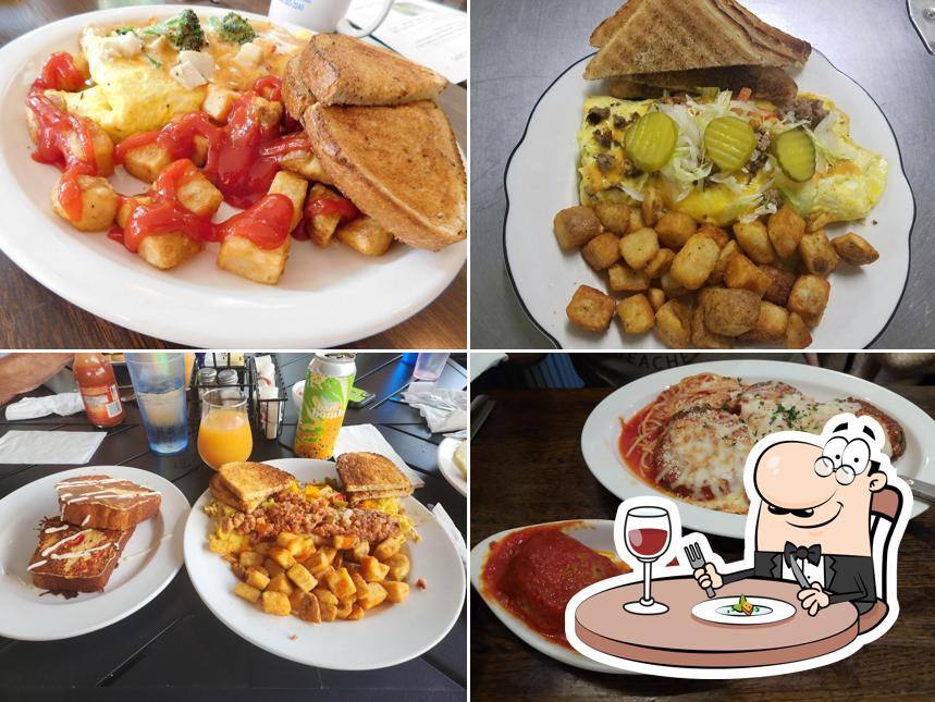 Mama Lor's Cafe in Webster - Restaurant menu and reviews