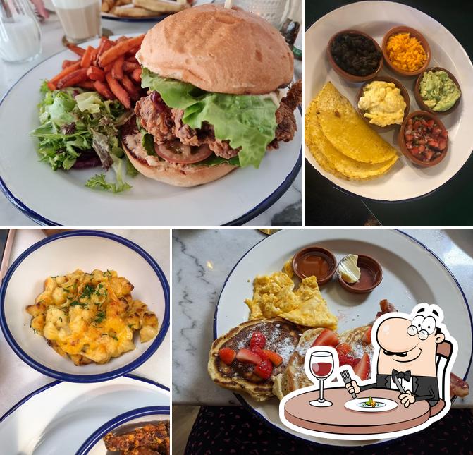 Finish Your Breakfast, Almere - Restaurant menu, prices and reviews