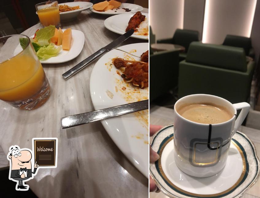 Ahlan Business Class Lounge restaurant, Dubai - Restaurant reviews
