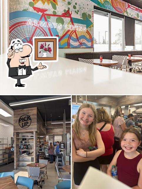 Café Zupas, Blaine - Restaurant menu, prices and reviews