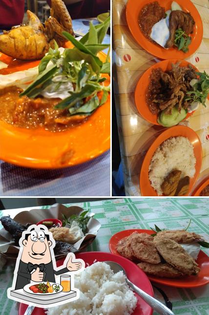 Warung Pecel Lele & Seafood Mas Dimas restaurant, Pontianak ...