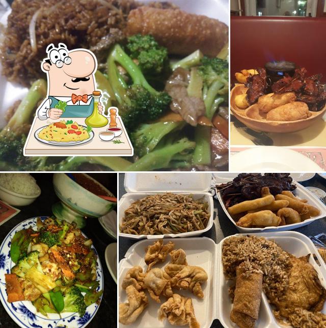 Young Sing 羊城 in Cranston - Restaurant menu and reviews