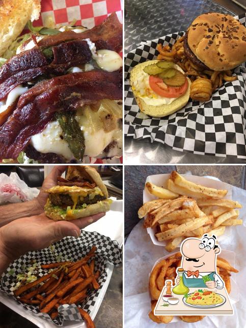 Burger Grind, Tyler - Restaurant menu, prices and reviews