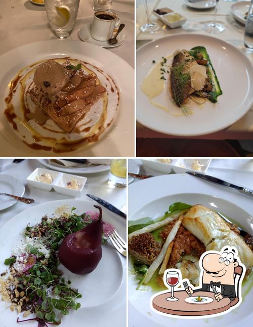 Hyeholde Restaurant in Coraopolis - Restaurant menu and reviews