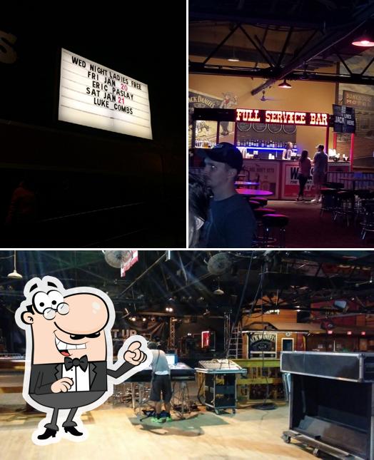 8 Seconds Saloon, Indianapolis - Restaurant menu, prices and reviews