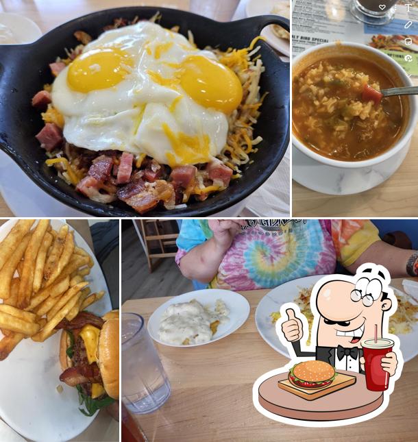 Triple Berry Café in Elgin - Restaurant reviews