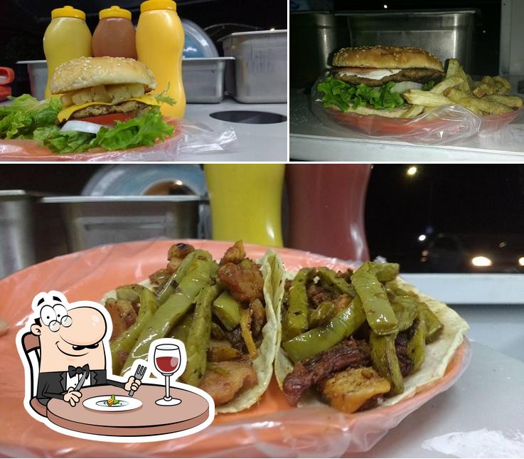 Restaurante El remolque del hamburguesas y tacos., Cuernavaca