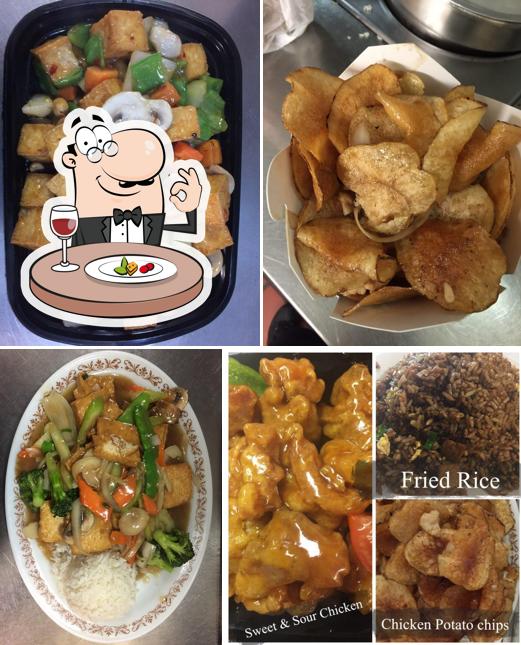 Leo's Chow Mein, Saint Paul - Restaurant menu, prices and reviews
