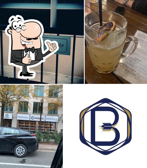 Bronson Bierhall in Arlington - Restaurant reviews