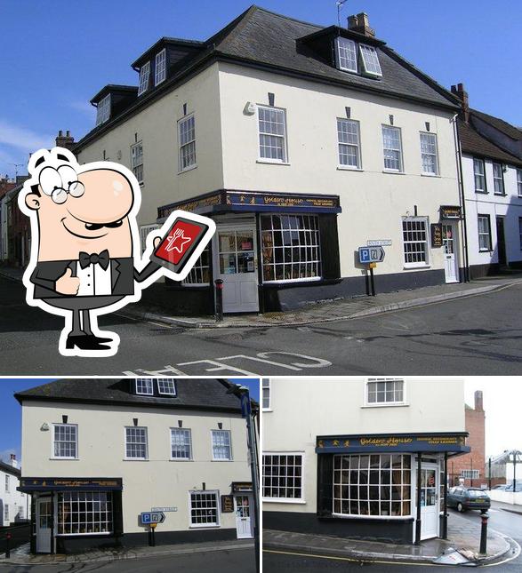 Golden House Restaurant, Axminster - Restaurant menu, prices and reviews