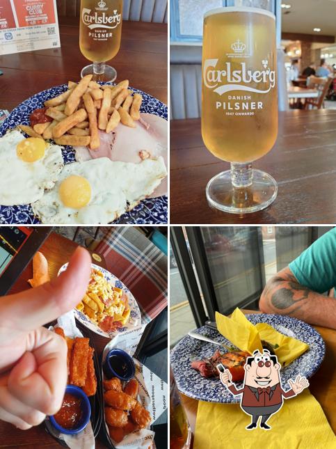 The Raymond Mays - JD Wetherspoon, Bourne - Restaurant menu, prices and ...