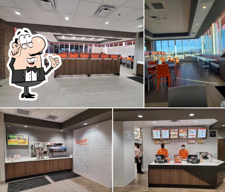 Whataburger, 921 E Tucson Marketplace Blvd in Tucson - Restaurant reviews