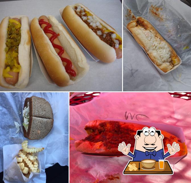 Snoopy's Hot Dogs & More, 2431 Spring Forest Rd in Raleigh - Restaurant ...