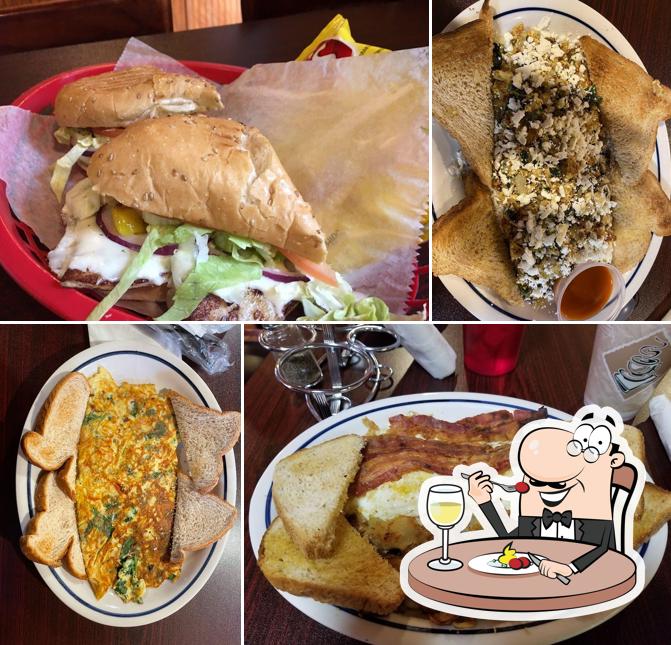 Cafe Illyria, Columbus - Restaurant menu, prices and reviews