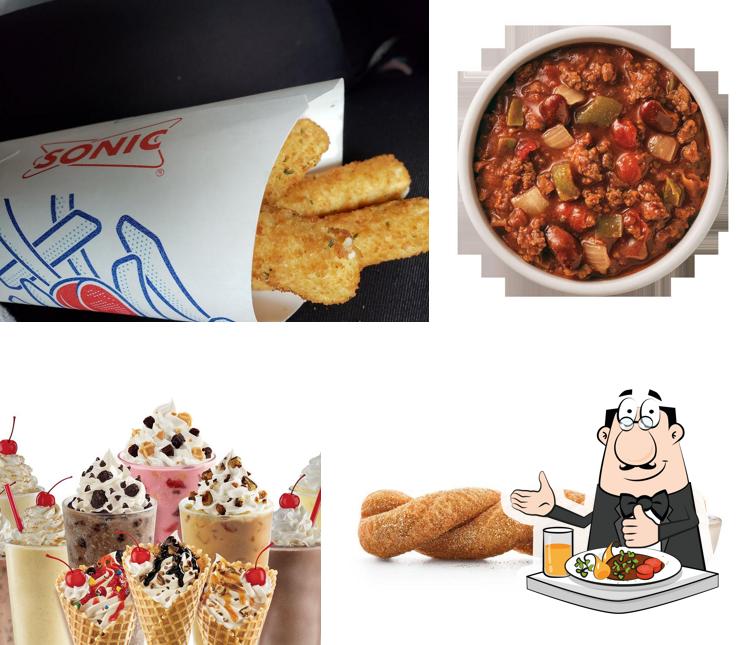 Top 7 restaurants with chili dogs in Tulsa, september 2025 - Restaurant ...