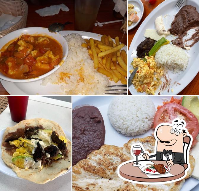 SAZON CATRACHO RESTAURANTE in Miami - Restaurant reviews