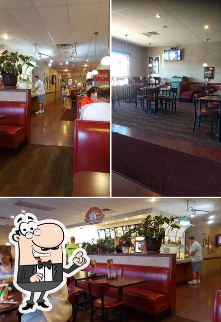 Rocky Rococo Pizza and Pasta in Wisconsin Rapids - Restaurant menu and ...