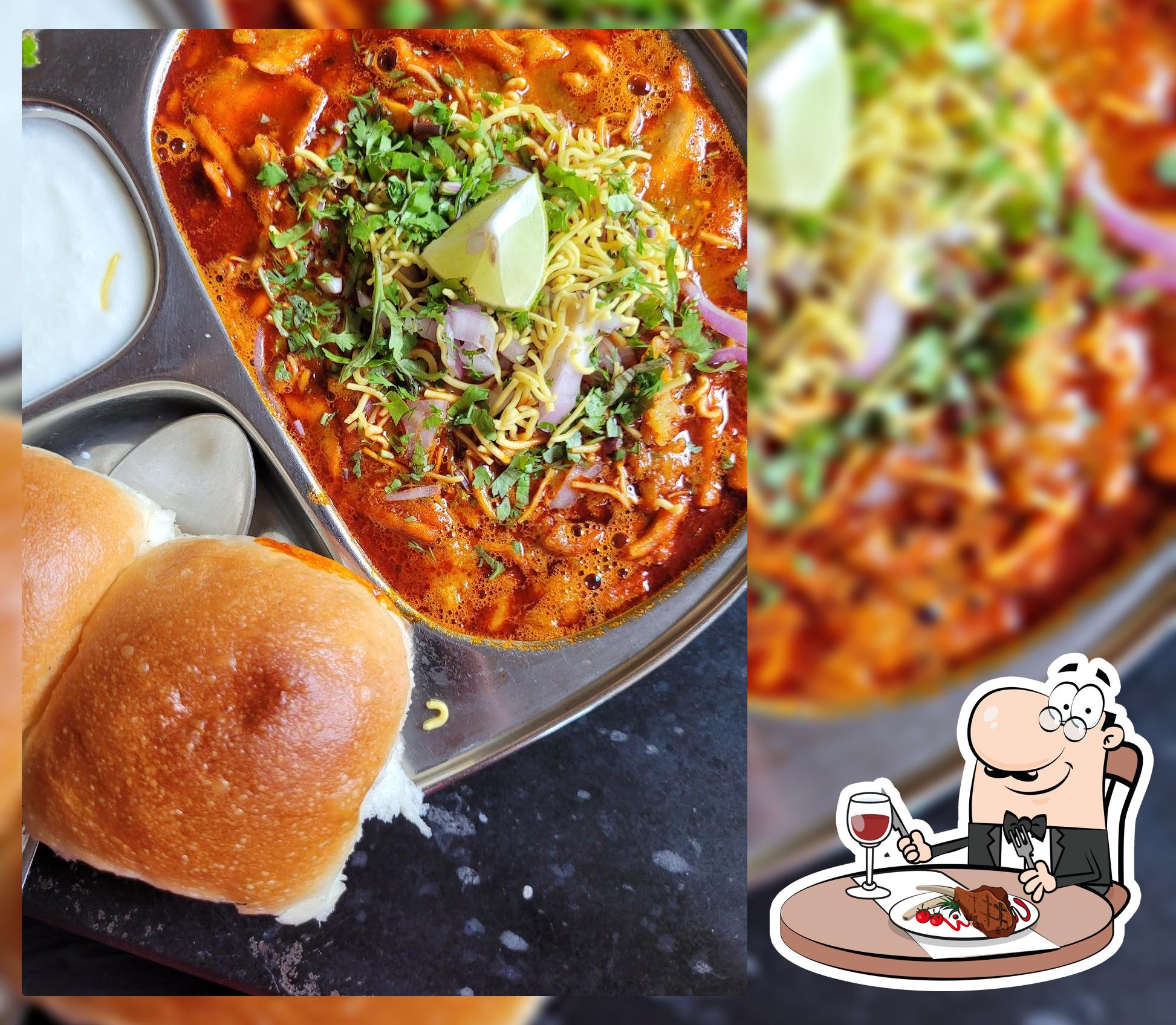Indulkar Misal, Thikan Chakradev - Restaurant reviews