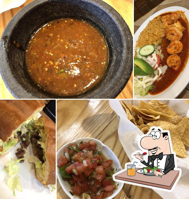 Iguanas Mexican Grill, Yuba City - Restaurant menu, prices and reviews
