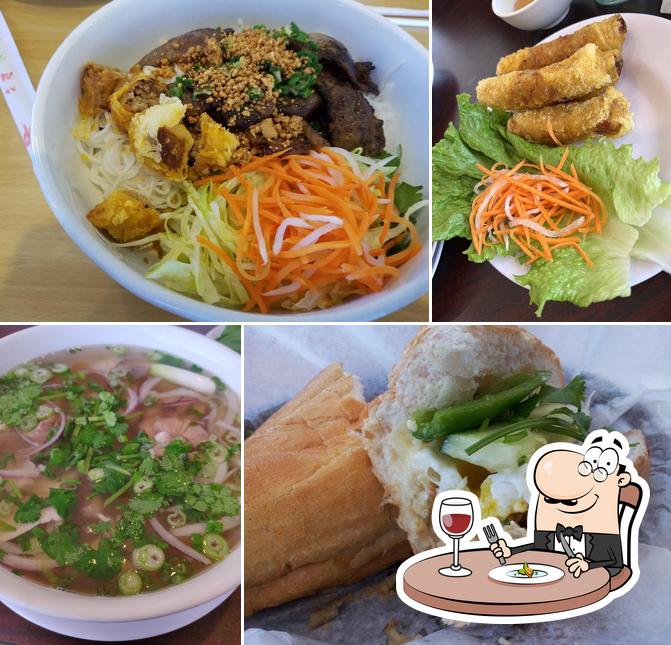 Thiên Ân, 12637 Fm 529 Rd in Houston - Restaurant menu and reviews