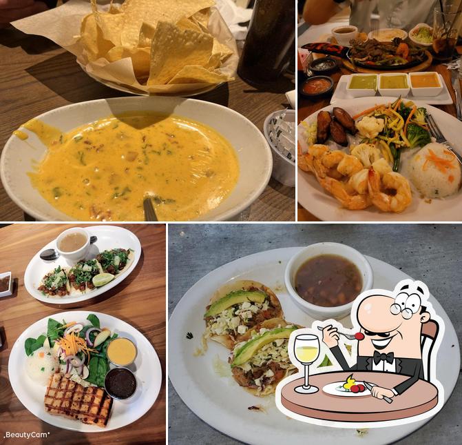 El Mirasol, 938 N Loop 1604 W in San Antonio - Restaurant reviews