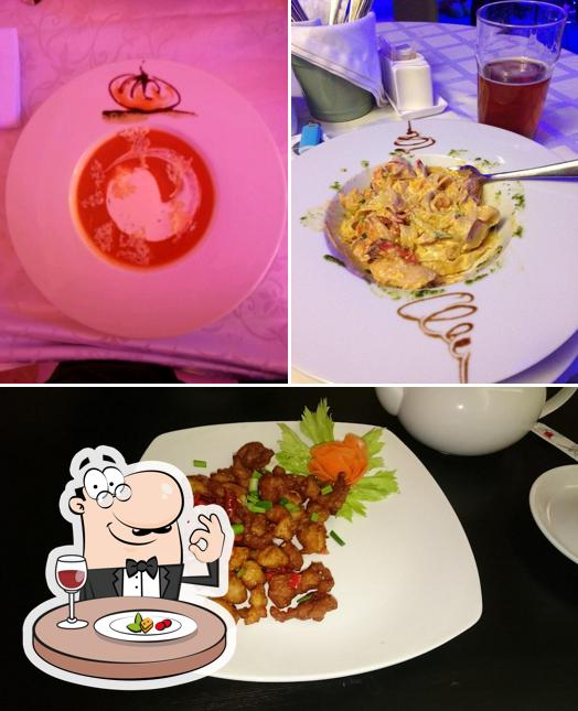 Stage Illusions restaurant, Saint Petersburg, University Embankment ...