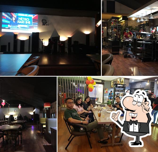 Lee Cafe, Manokwari - Restaurant reviews