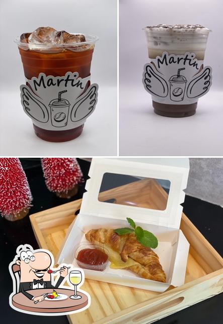 Martin cafe สาขา ร่มเกล้า, Bangkok - Restaurant reviews