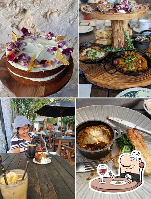 Moore & Moore Cafe, Fremantle - Restaurant menu, prices and reviews