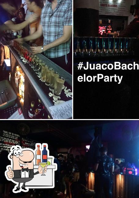 Shots Bar, Santo Domingo, Av Ing Roberto Pastoriza 202 - Restaurant ...