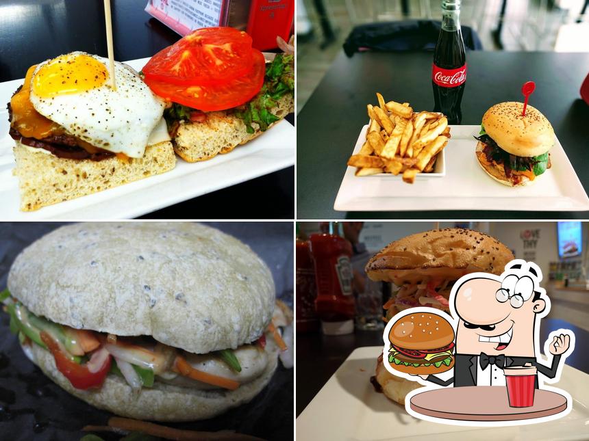 Top 10 restaurants with chicken burgers in Winnipeg, november 2025 ...