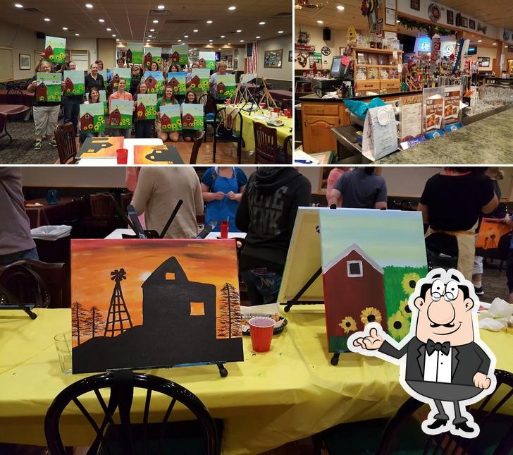 Queen Bee's Bar & Grill, Paynesville - Restaurant menu, prices and reviews