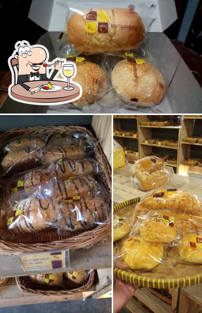 Kampoeng Roti Mojokerto, Mojokerto, Jl. Mojopahit No.365 - Restaurant ...