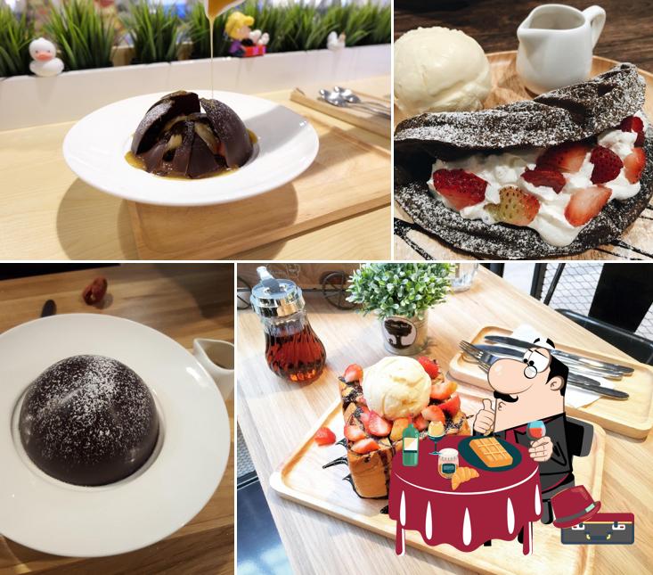 Little Forest Dessert Café cafe, Bangkok, 139 Ratchadaphisek Rd ...