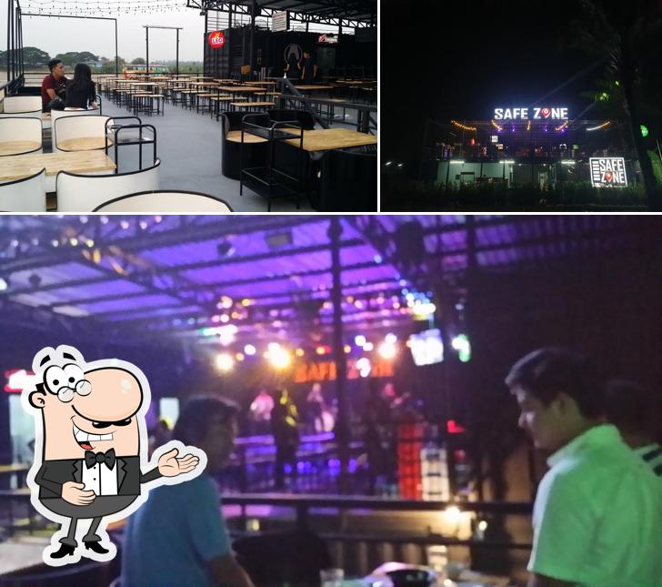 Safe Zone Bar, Bang Bua Thong - Restaurant reviews