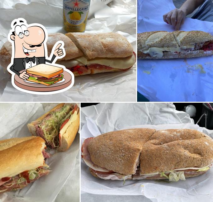 Cosmo & Alex, Mamaroneck - Restaurant menu, prices and reviews