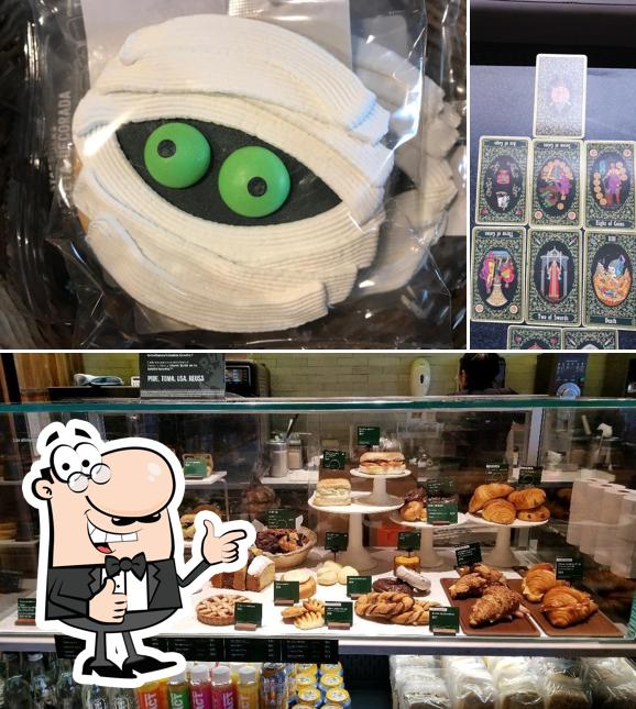 Starbucks Santa Fe 505, Mexico City - Restaurant reviews