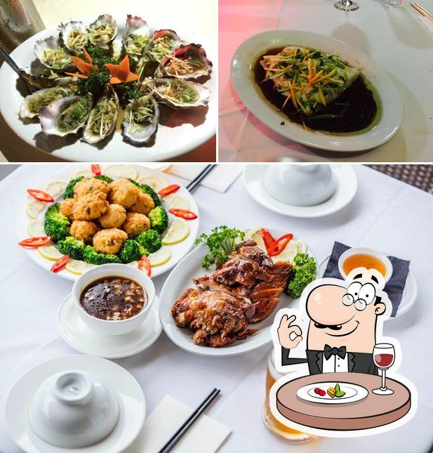Loong Fong Seafood Restaurant, Marrara - Restaurant menu, prices and ...