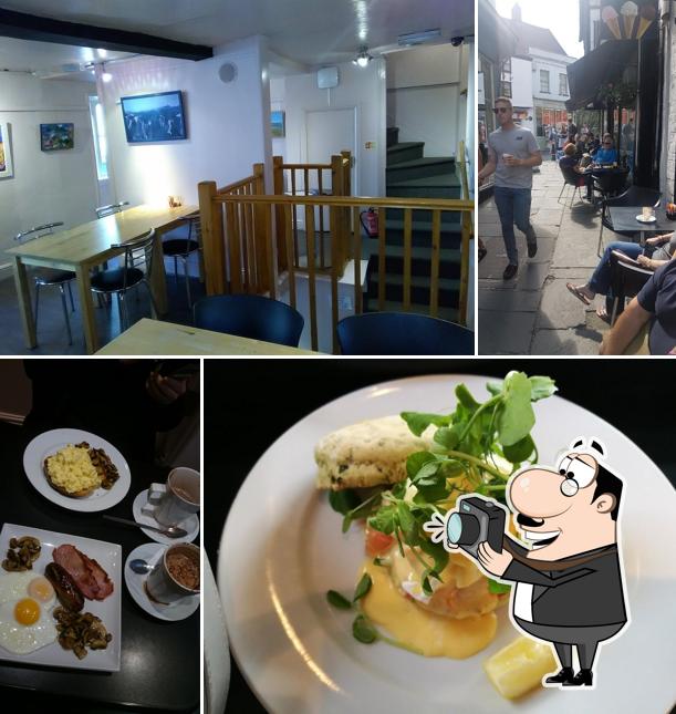 Cafe La Strada in Frome - Restaurant menu and reviews