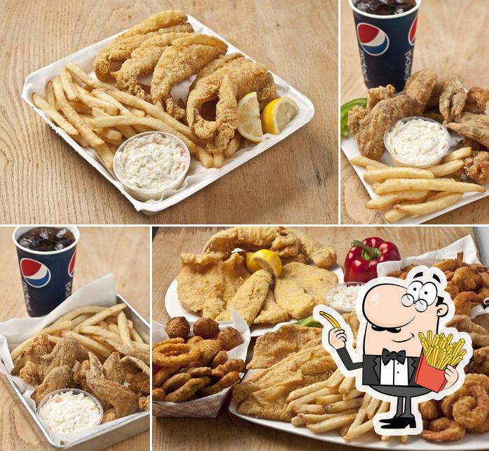 Nu Wave Fish & Chicken, 15030 8 Mile Rd in Detroit - Restaurant menu ...