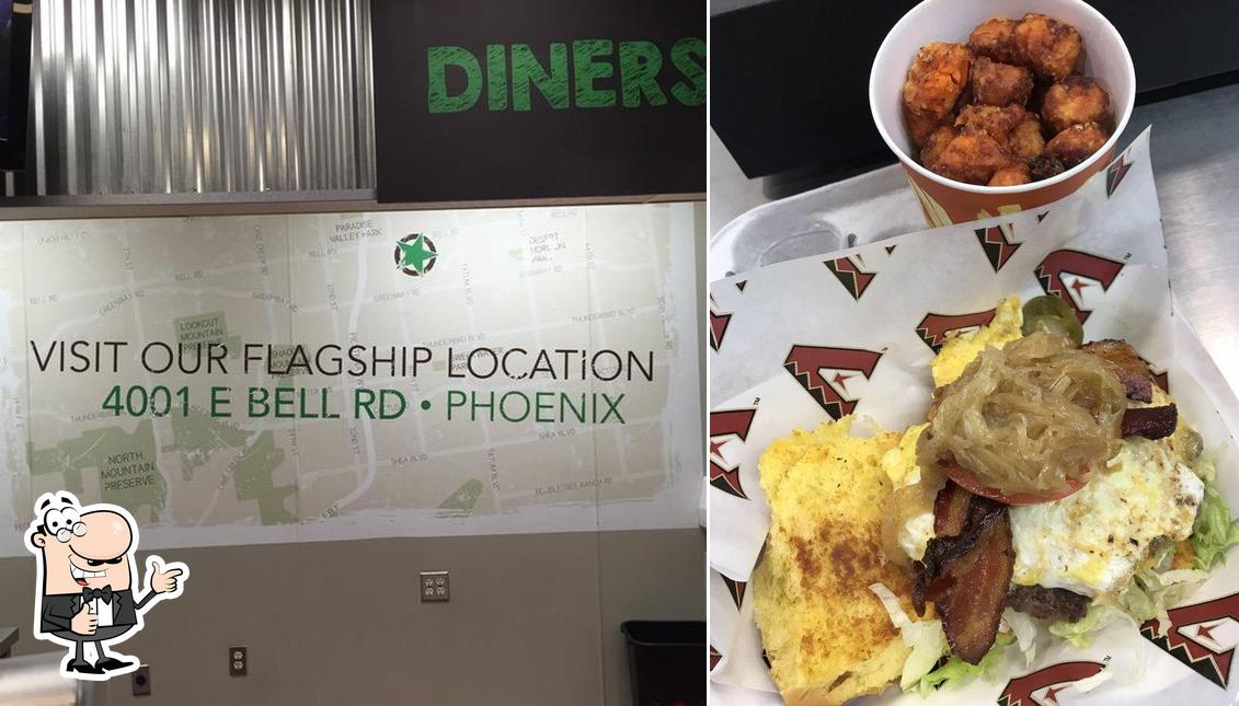 Paradise Valley Burger Co. in Phoenix - Restaurant menu and reviews